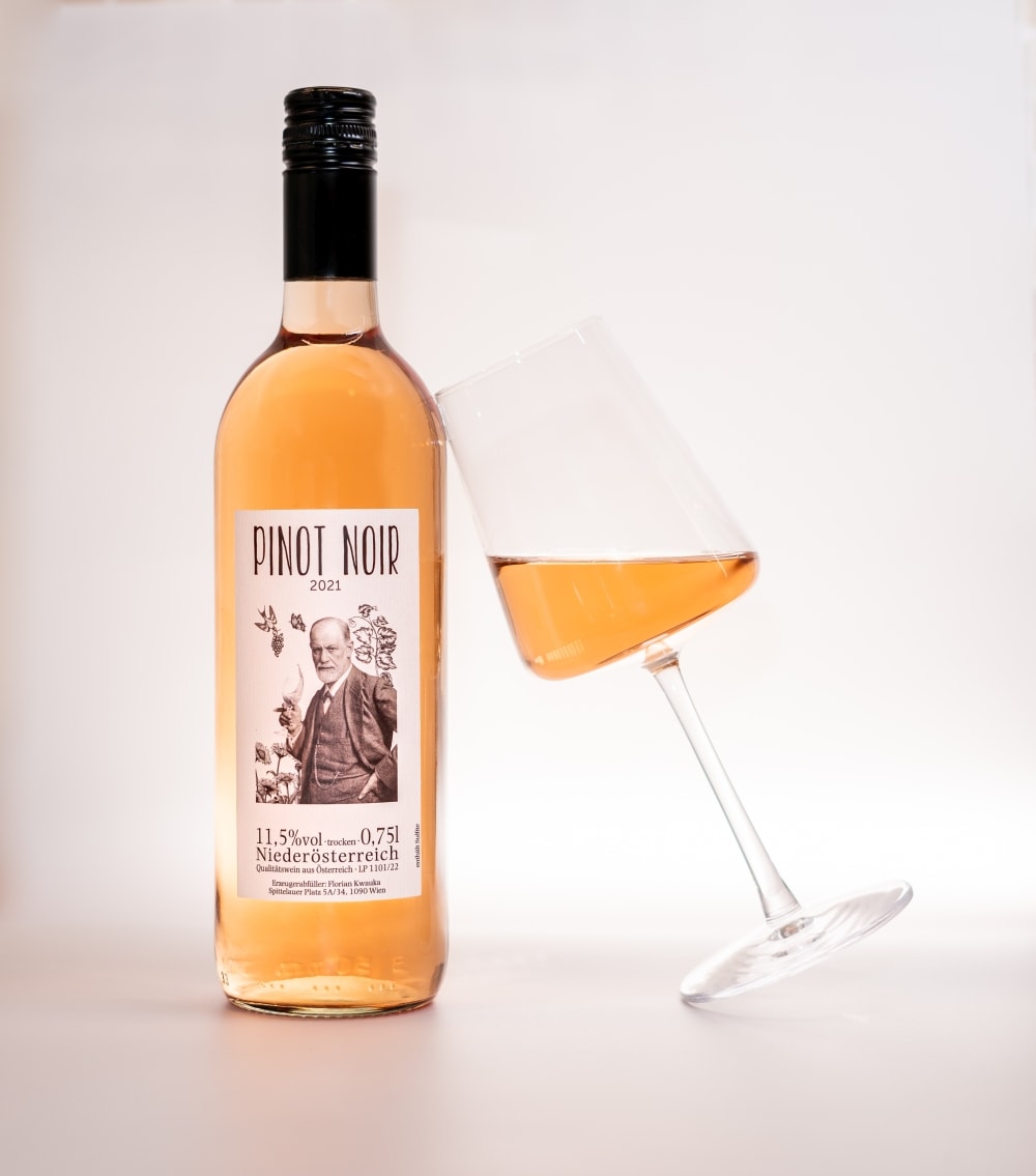 Pinot Noir Rosé 2021 - Traubendeutung: Sigmund Freud Wein